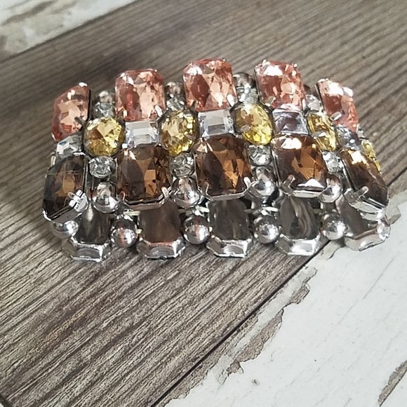 LOFT | Jewelry | Beaded Bracelet | Poshmark